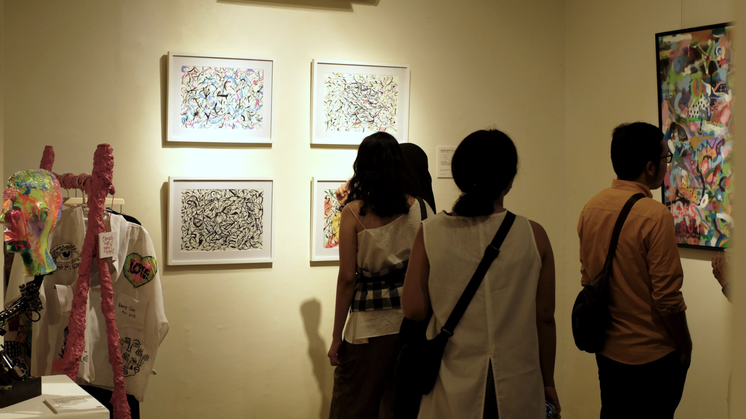 "Color of Grief" oleh Mira El Amir: Sebuah Eksplorasi Seni Tentang Duka ...