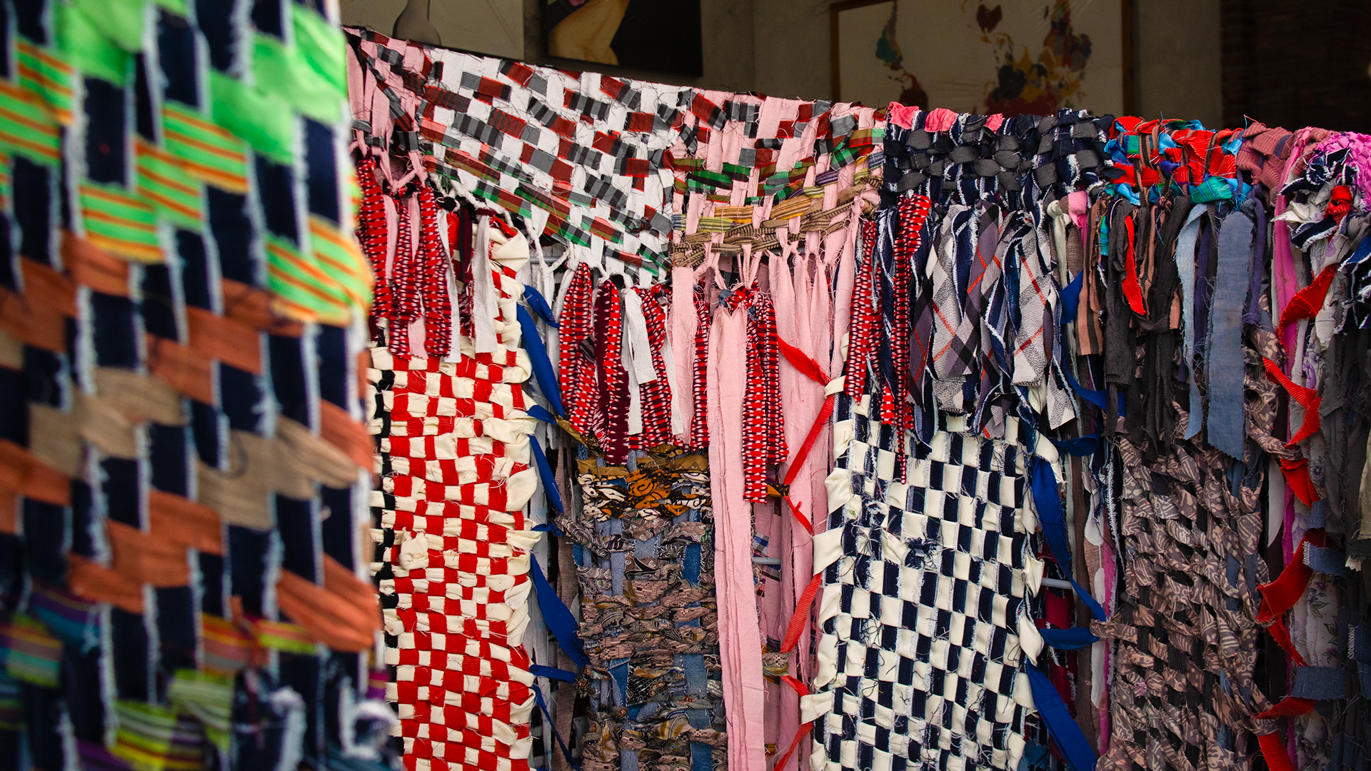 Seniman Indonesia Caroline Rika Winata Membawa Warisan Budaya ASEAN ke ...